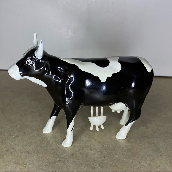 Cow Parade | Art | Vintage Cow Parade Ceramic Figurine Moozart Mozart ...